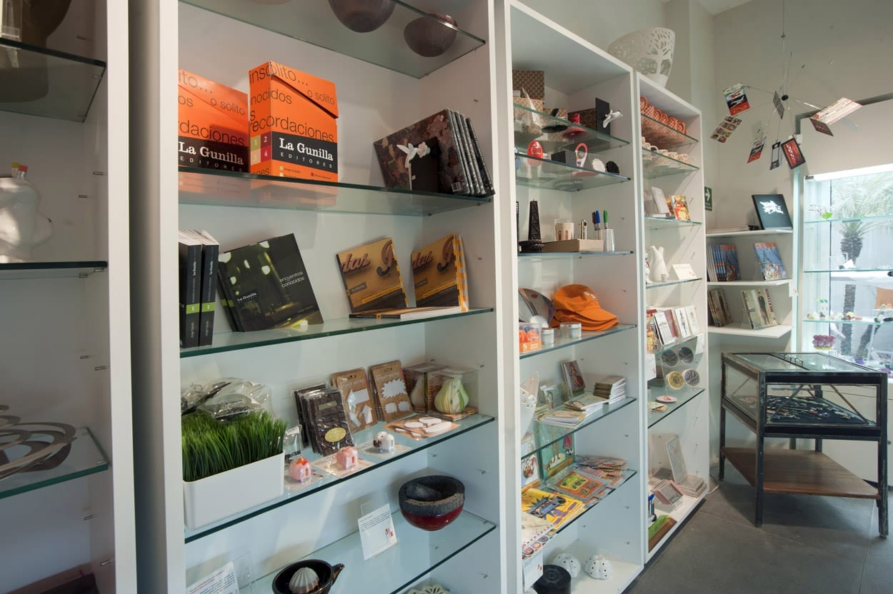 Tienda Museo MODO | Interior Designio