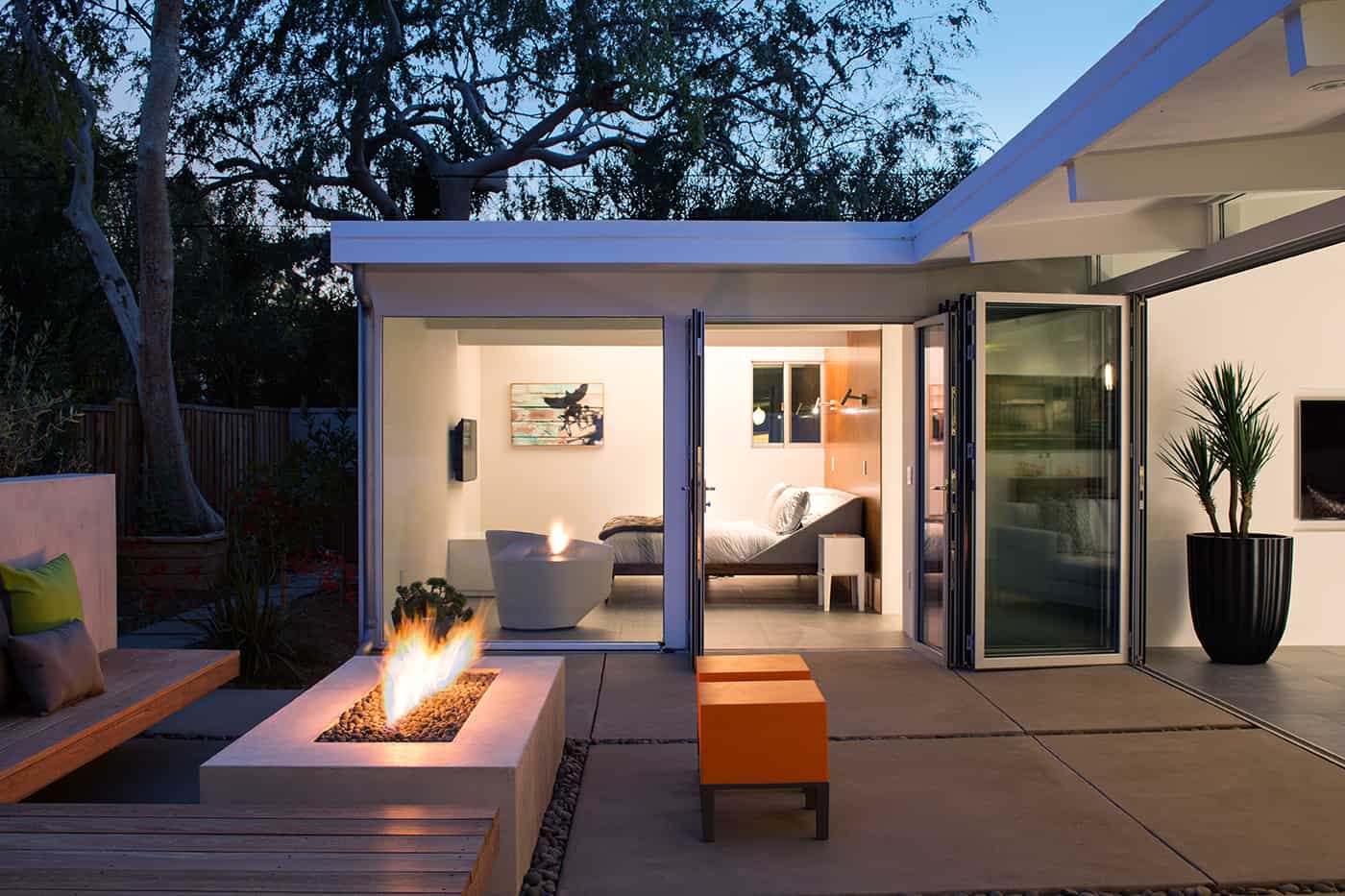 Truly Open Eichler House | Interior Designio